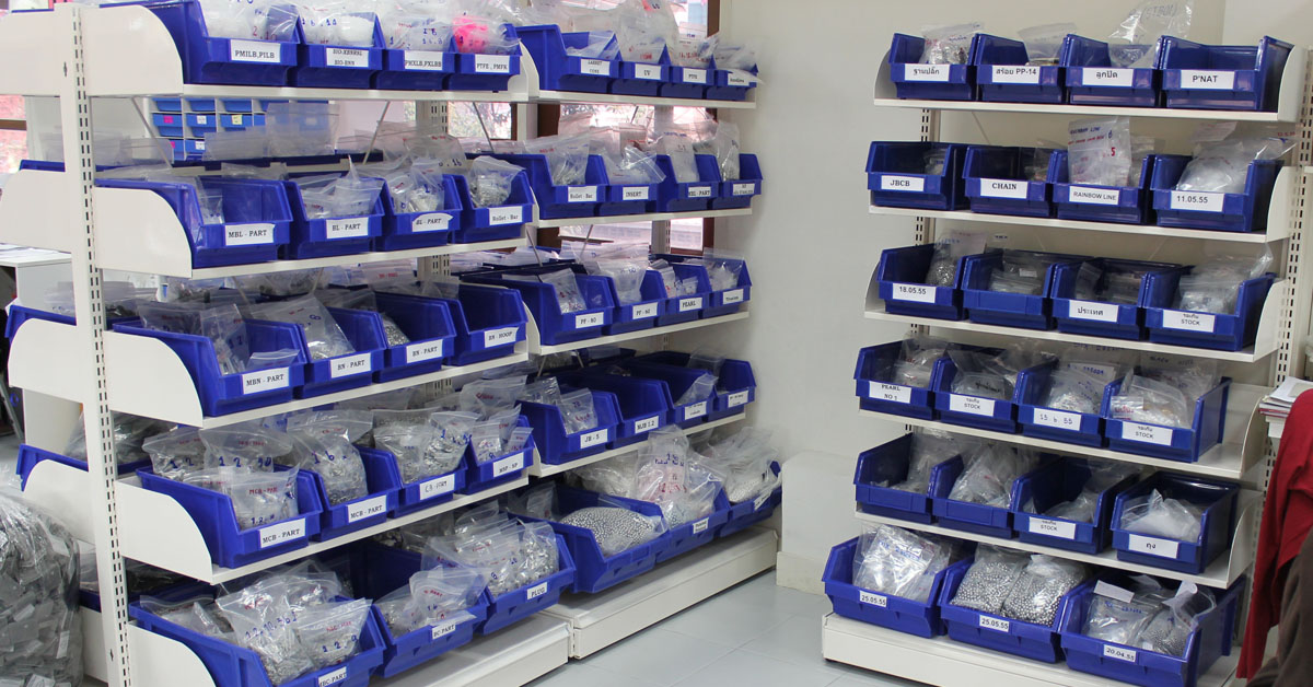 Box Shelf Storage Rack